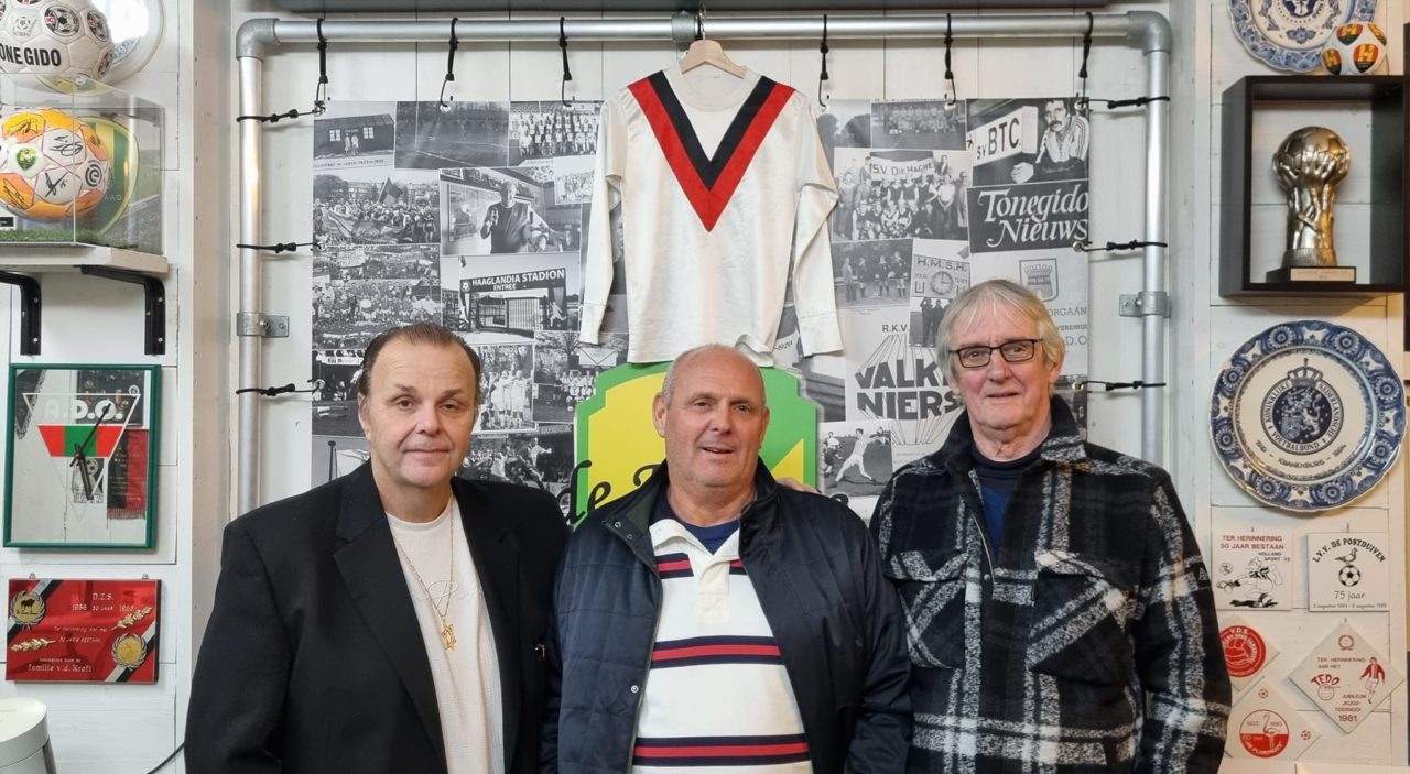 Bezoek uit Australië - De Haagse Voetbalhistorie